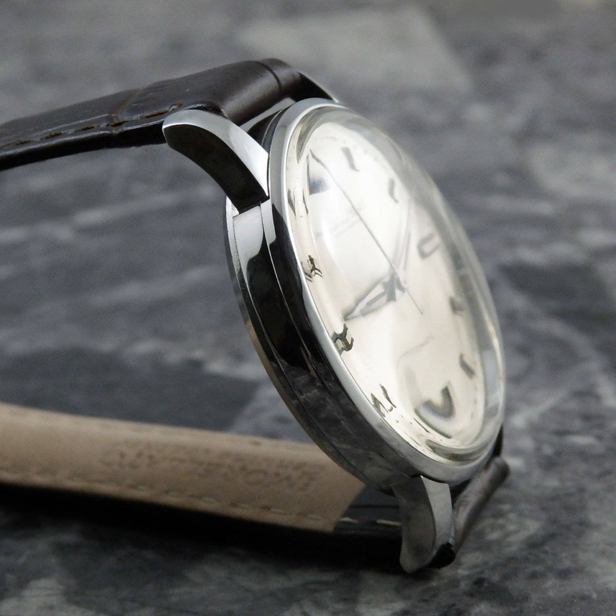 IWC オールドインター ペラトン式 自動巻き ビッグケース 希少 IWC オールドインター ペラトン式 自動巻き ビッグケース 希少